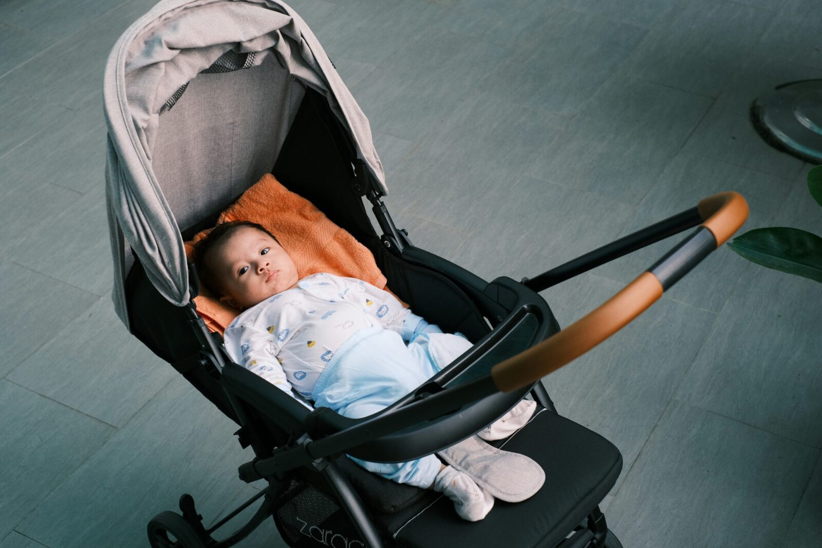 5 Best Budget Lightweight Baby Strollers (2025) — Compact & Travel-Friendly